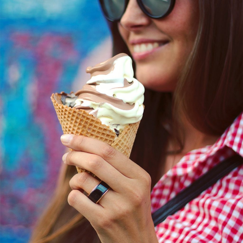 The Heartbeat Ring: Feel Your Partner's Heartbeat On Everyone's Second ...
